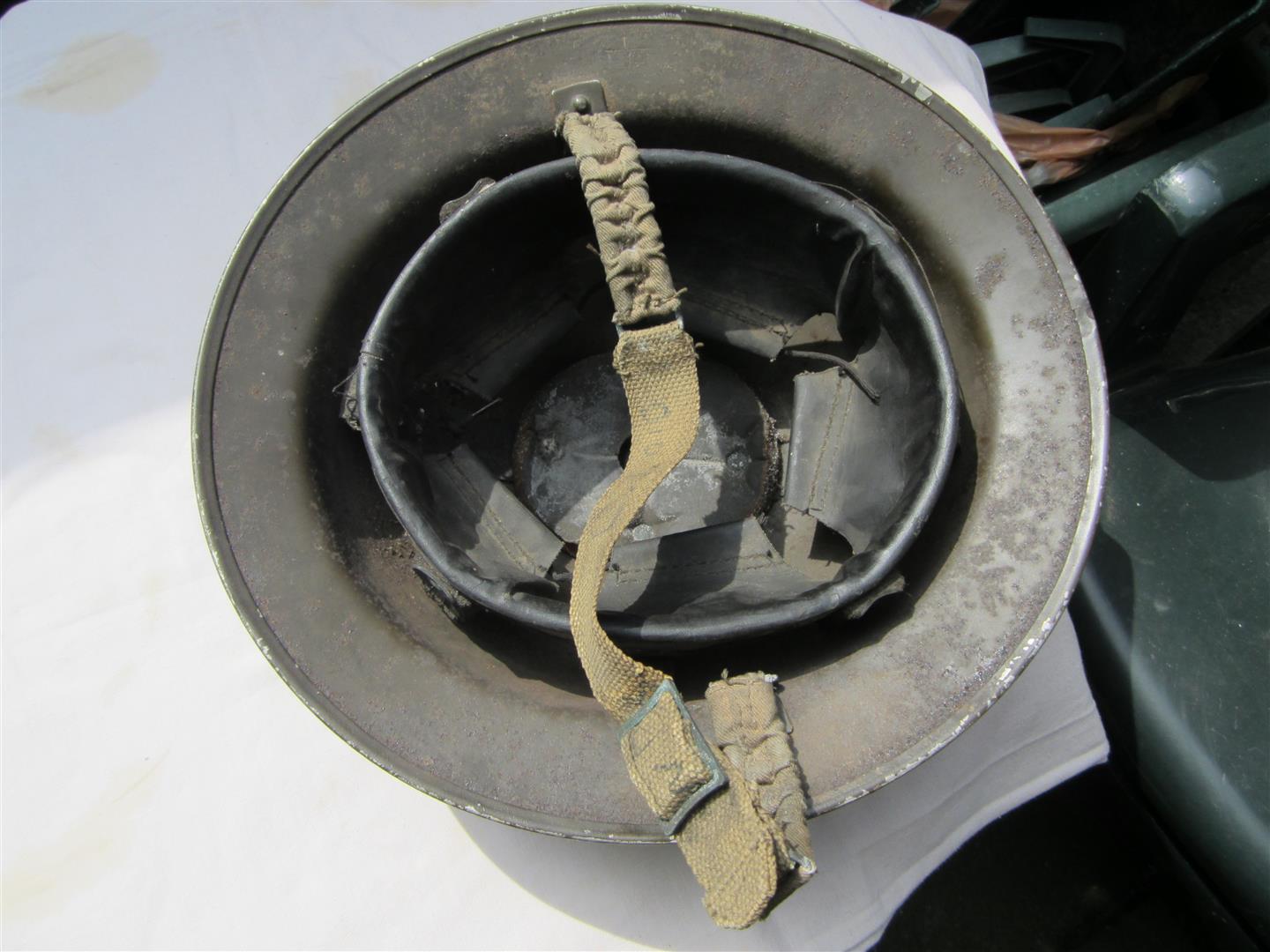 Captain Jacks Militaria - WW2 British CD Helmet, Rescue
