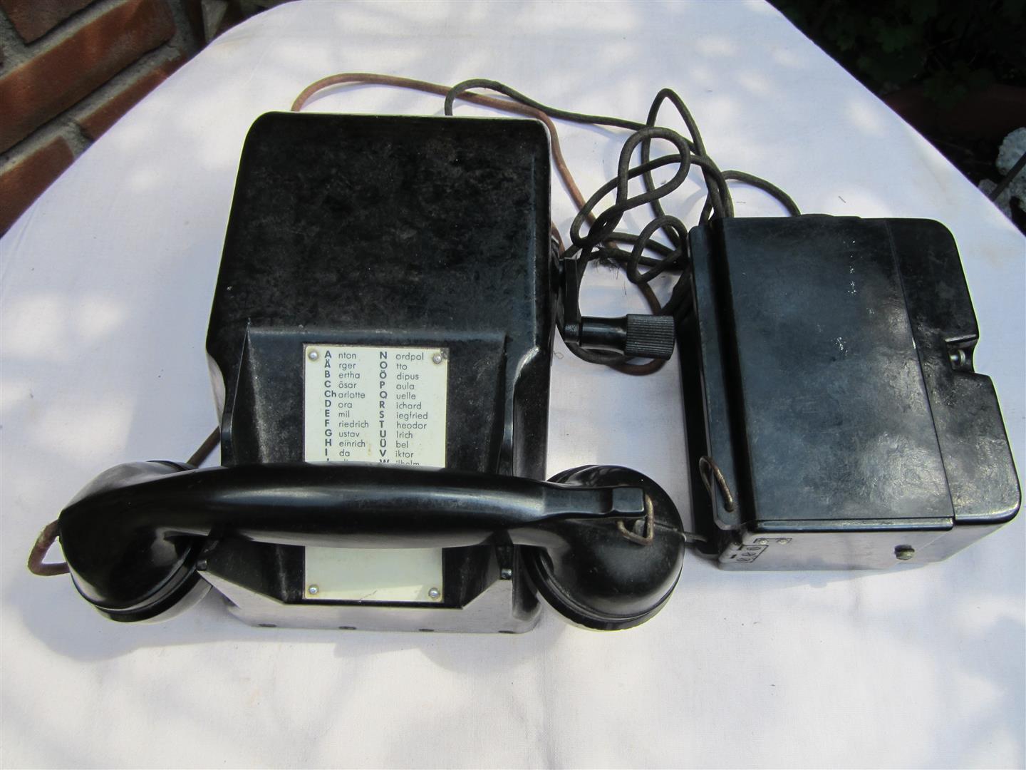 Captain Jacks Militaria - WW2 M38 Desk/Bunker Telephone