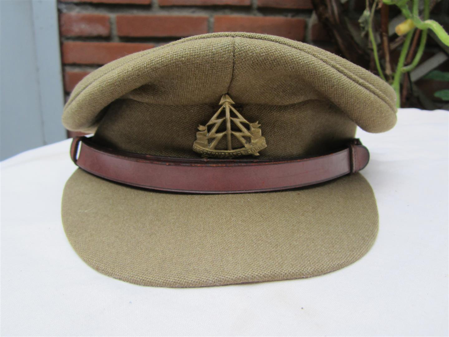 Captain Jacks Militaria - WW2 British Officer's Peaked Cap, Recon