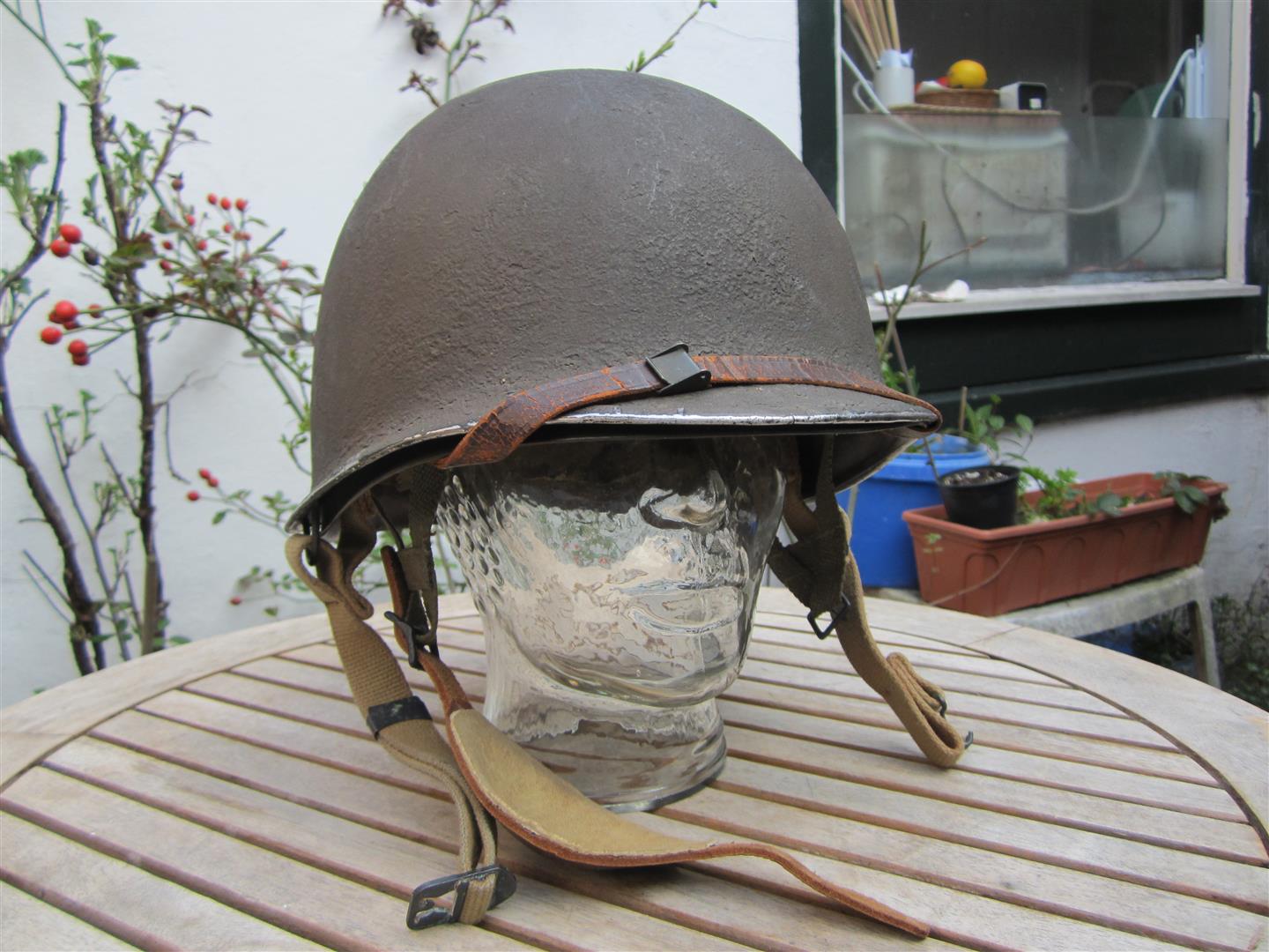 Captain Jacks Militaria - WW2 Original US M2 82nd Airborne Div Para Helmet